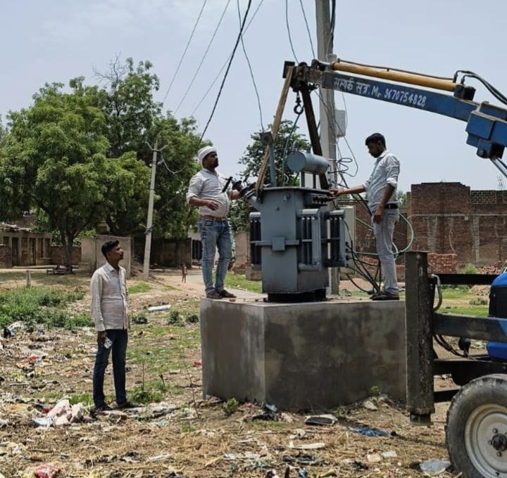 Unnao News - Unnao News - Unnao News:फतेहपुर खालसा में छह दिन बाद आई बिजली