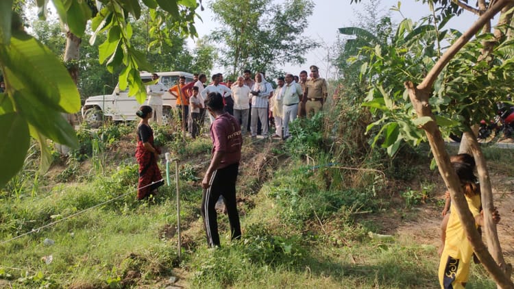 Revenue And Police Teams Arrived At Johan; Land Measurement And ...