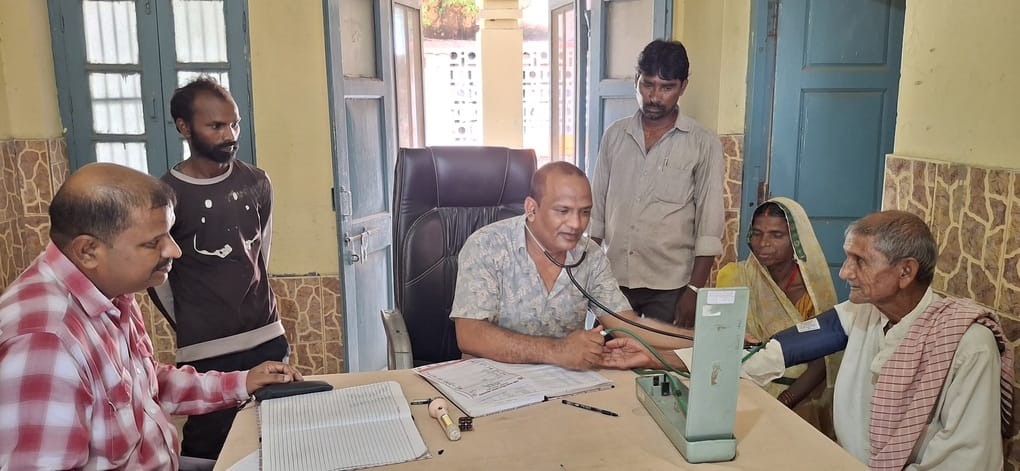 1368 Patients Were Treated At The Health Fair. - Maharajganj News ...