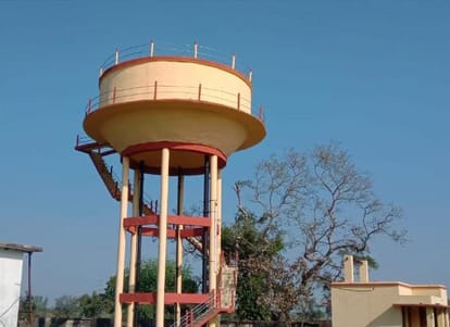 Semri Jamalpur Overhead Tank Remains Incomplete Even After 15 Years ...