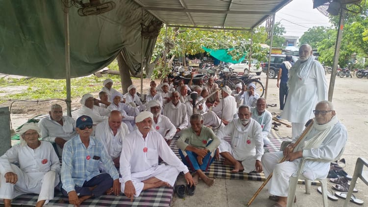 Protest Continues In Mini Secretariat Premises, Questions Raised On ...