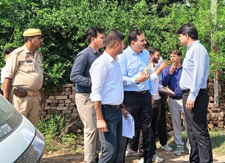 Ensure Work Is Completed On Time And With Quality: Vijay Kiran Anand ...