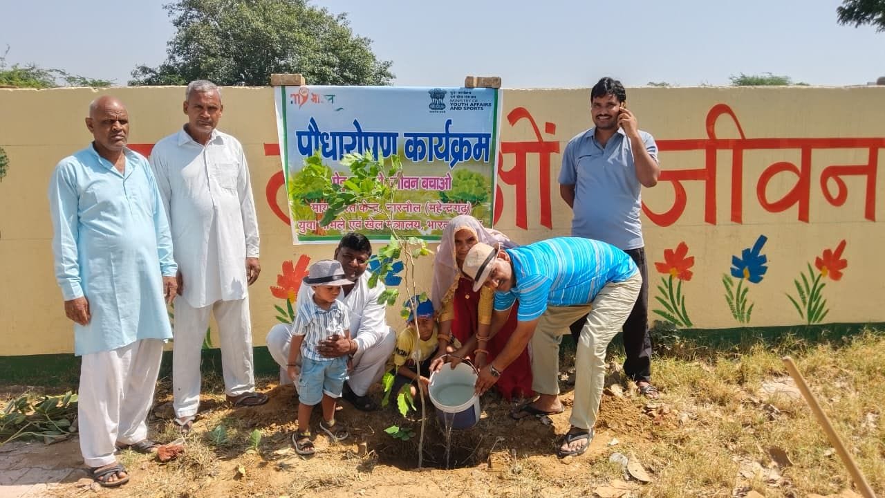 Conveyed The Message Of Environmental Conservation By Planting Saplings ...