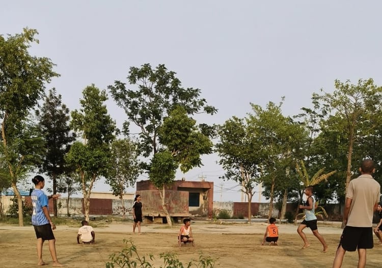 Coaches Assigned To Census Duty After Blo Duty; Players' Training At ...