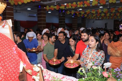 Devotees Swayed To The Tunes Of Bhajans And Tales Of Shri Krishna's ...