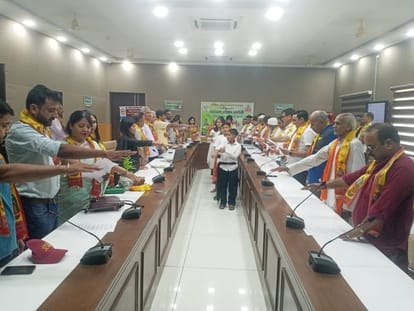 Adopt Cloth Bags, Give Up Single-use Plastic: Nidhi Gautam - Rewari ...