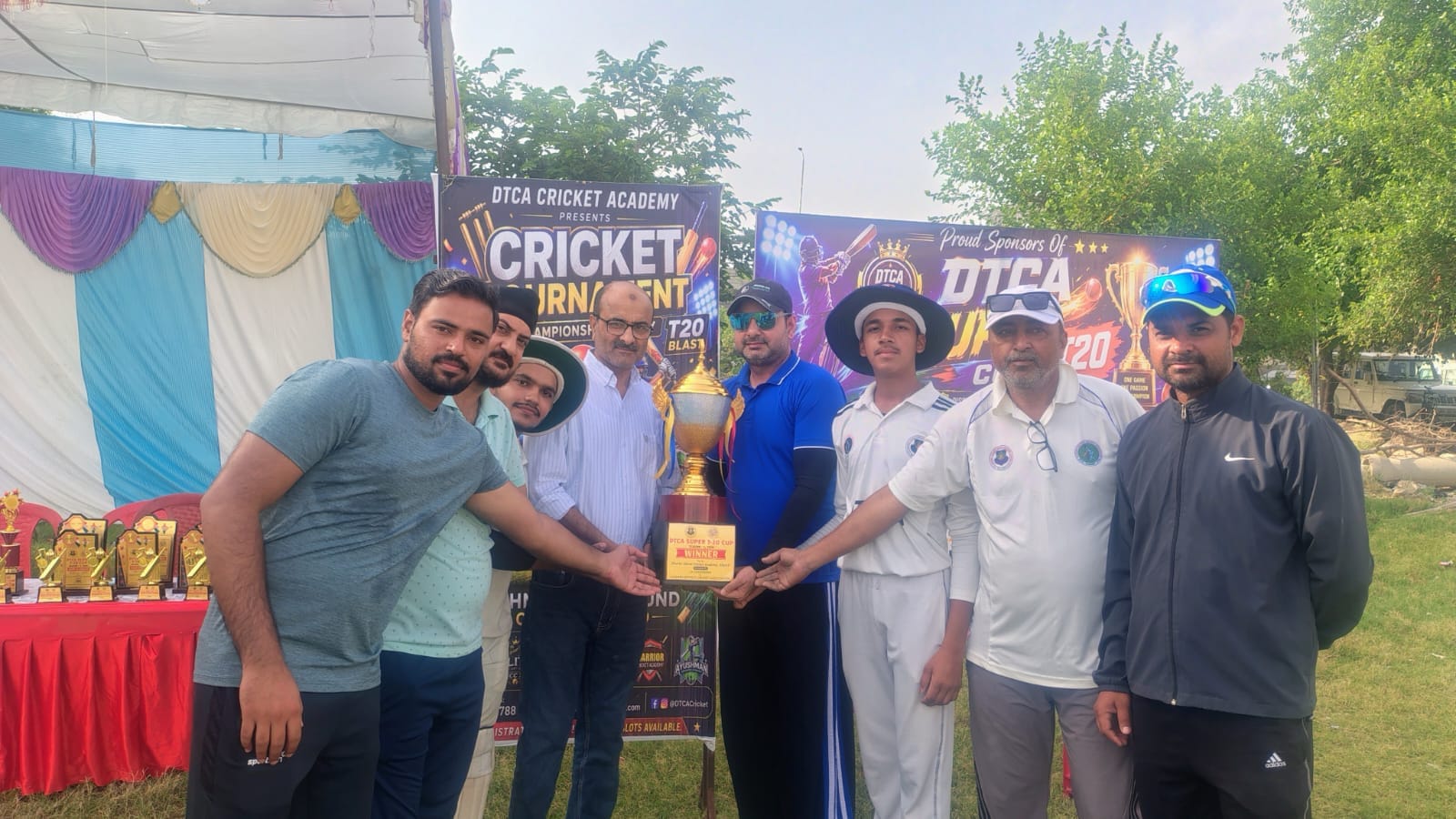 Super-15 Cricket League: Mahadev Strikers And Madhavas In The Final ...
