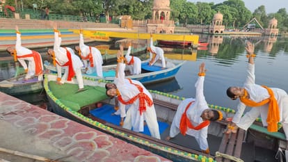 Special Yoga Session Held On A Boat In The Gomti River. - Lucknow News ...