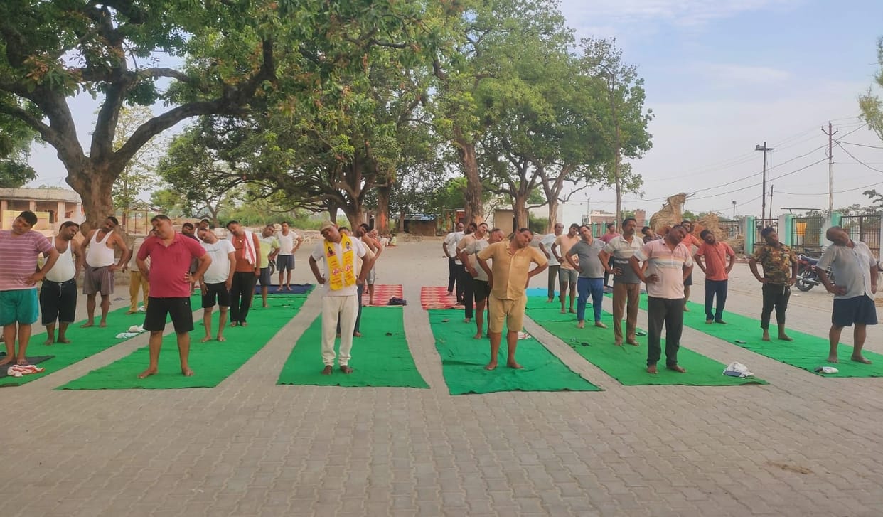 Incorporate Yoga Into Your Daily Routine To Stay Healthy: Vijay ...