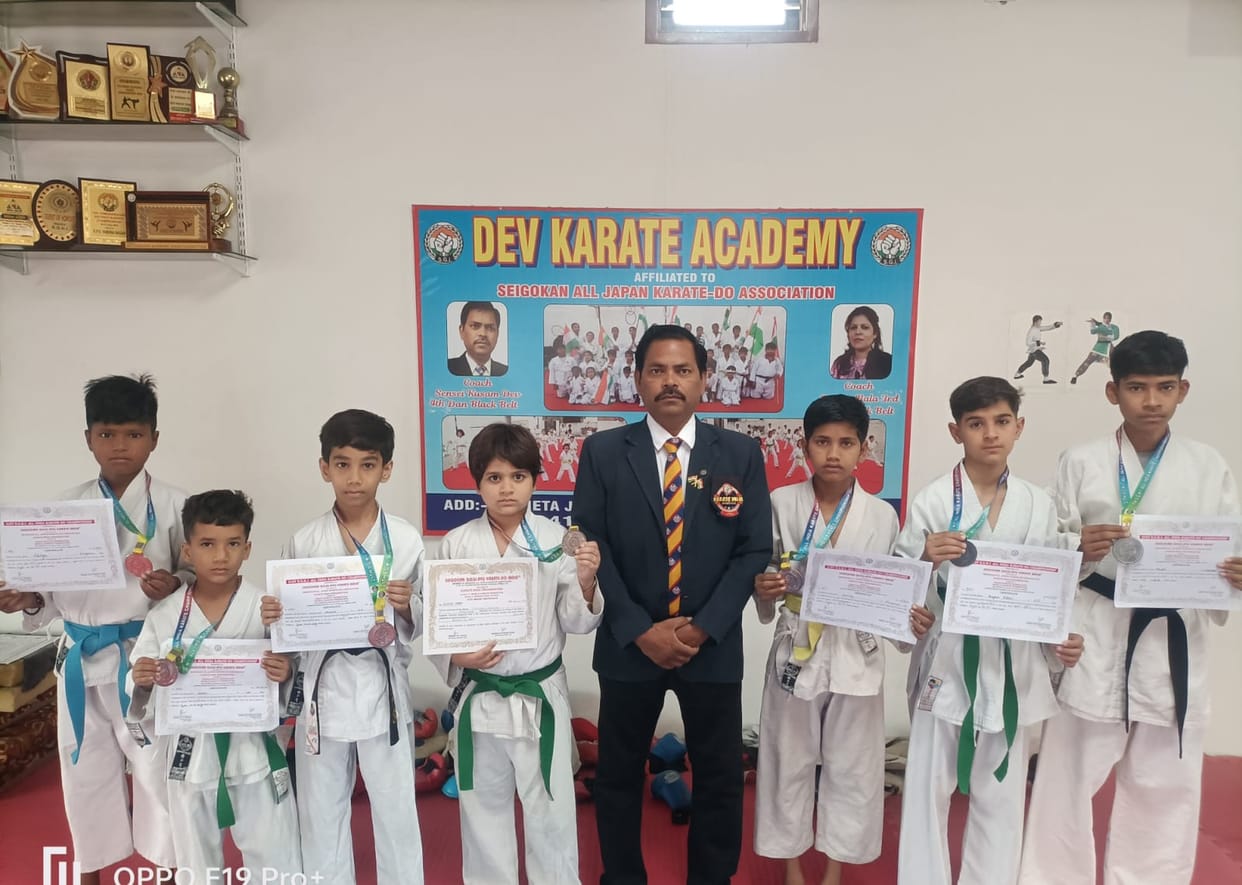 Karate Players Won One Gold, Four Silver, And Two Bronze Medals ...