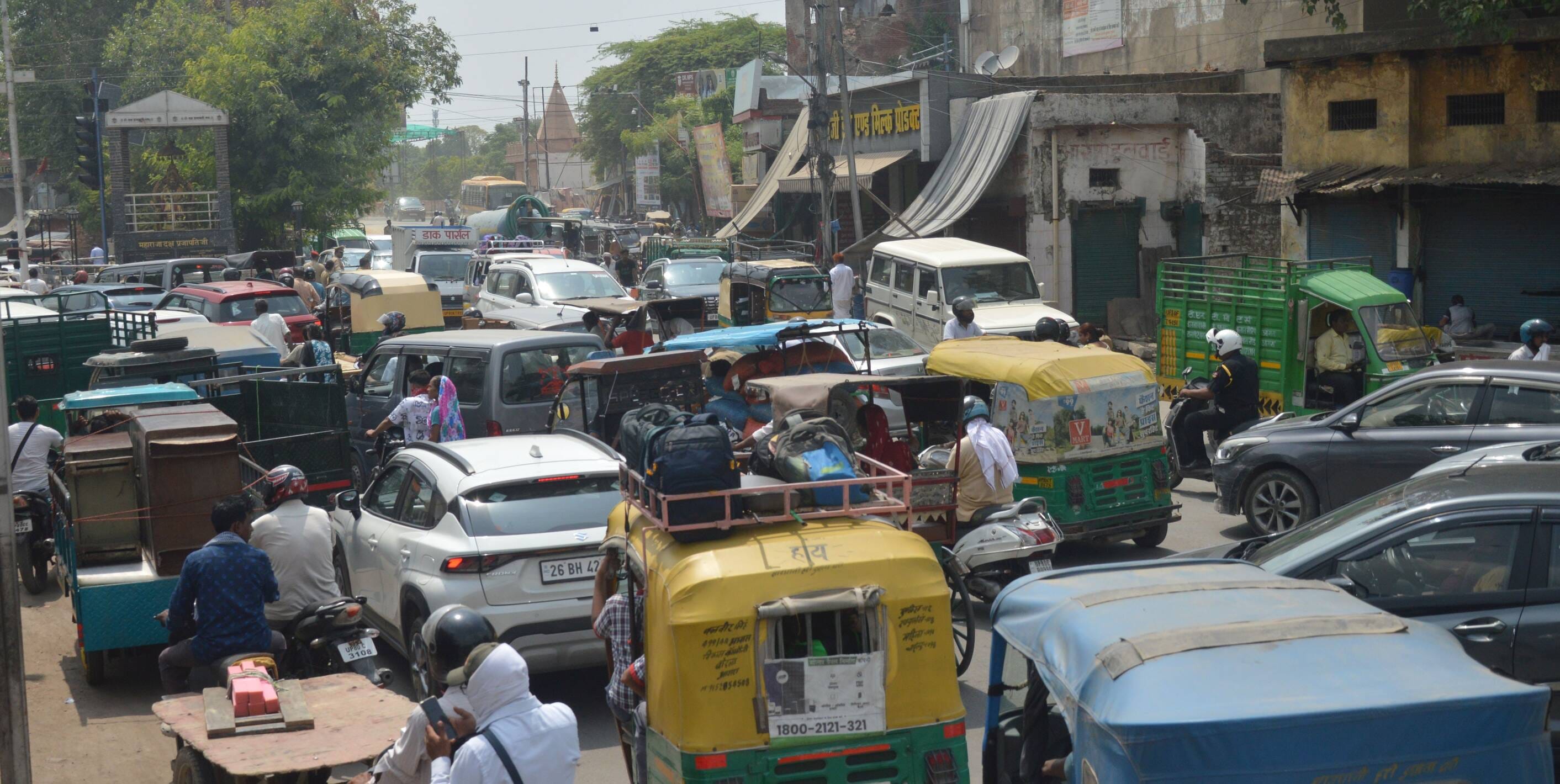 Diversion Fails; Traffic Jams Cause Trouble All Day Long. - Agra News ...