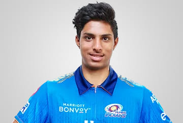 Tilak Varma Profile: Height, Age, Affairs, Biography | Amar Ujala