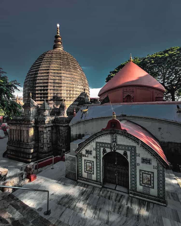Know About This Miraculous Temple Where The Devotees Get Wet Cloth ...