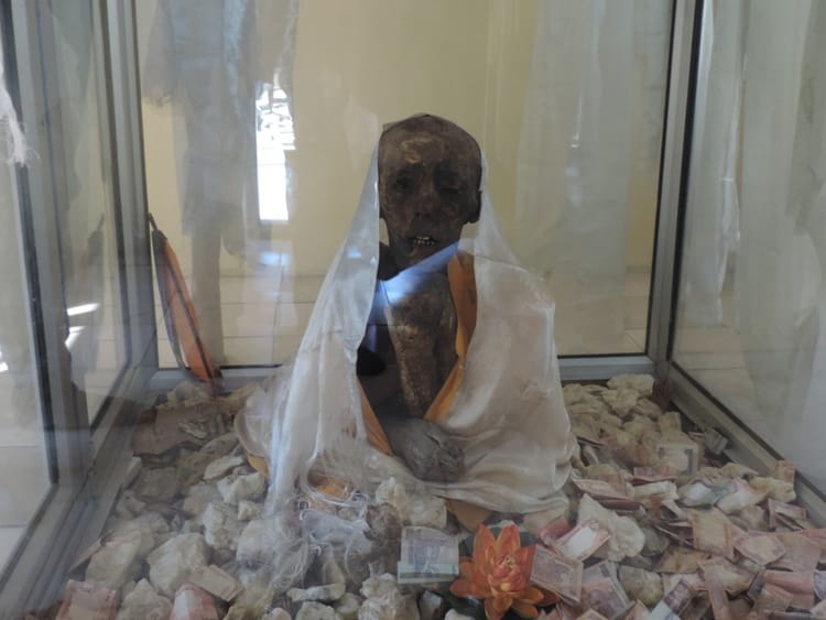 550 Yrs Old Lama's Mummy In Geu Village Of Himachal - हिमाचल के इस गांव ...