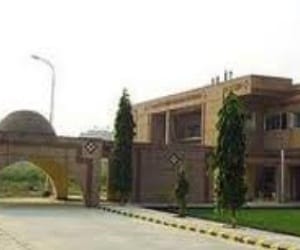 Hod,s Write Letter To Bbbau Vc - Amar Ujala Hindi News Live - फीस कम हो ...