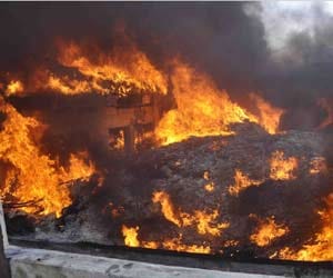 Fire In Rubber Factory At Faridabad - Amar Ujala Hindi News Live ...