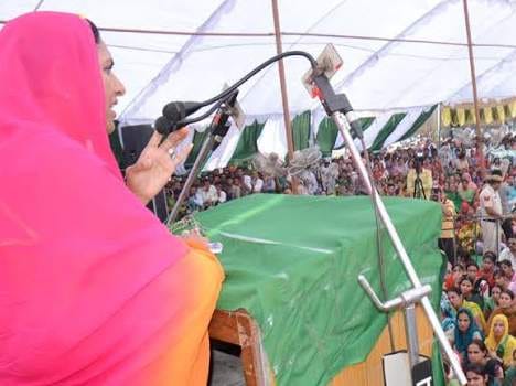 Om Prakash Chautala Daughter-in-law Naina Chautala Rally, Live Pics ...