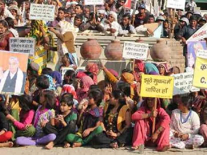 कभी जेई थे रामपाल, आज हैं 'सतलोक' के संत - Satlok Ashram Sant Rampal ...