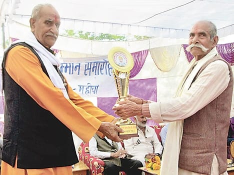 49 आल्हा गायक संगीत नाटक अकादमी से सम्मानित - 49 Aalha Singer Honored ...
